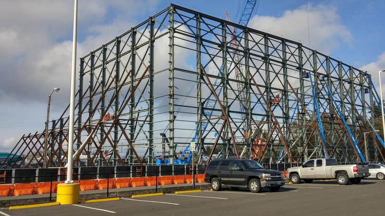 Another huge building under construction on Boeing's Everett campus ...
