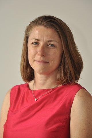 M&T Bank (NYSE: MTB) names Sarah Halliday market president in Albany ...