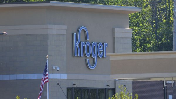 Kroger cuts health benefits for spouses - Cincinnati Business Courier