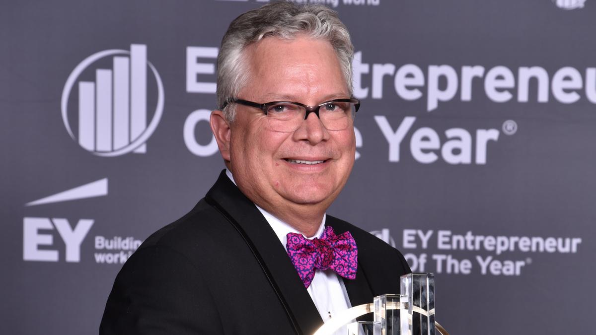Texas execs win national EY entrepreneur awards; Eric Long of USA ...