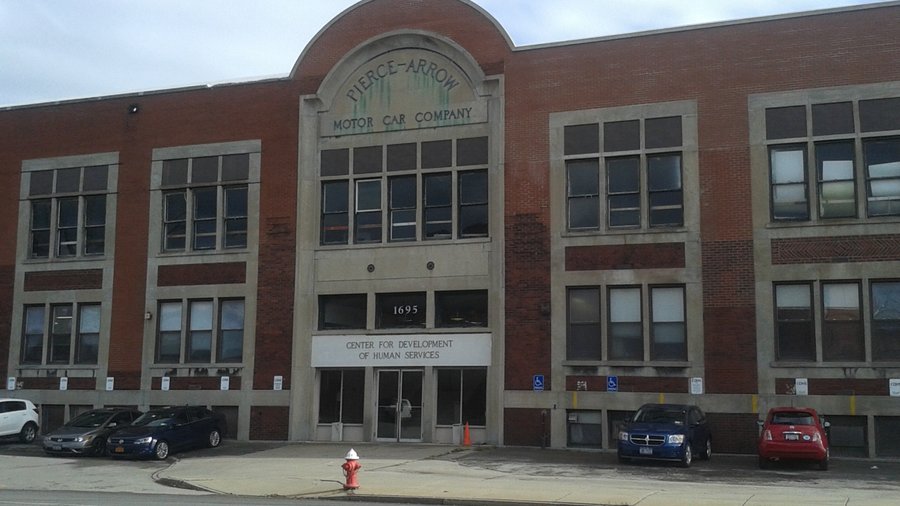 Piece by piece, buyers step for to acquire part of Pierce Arrow plant ...