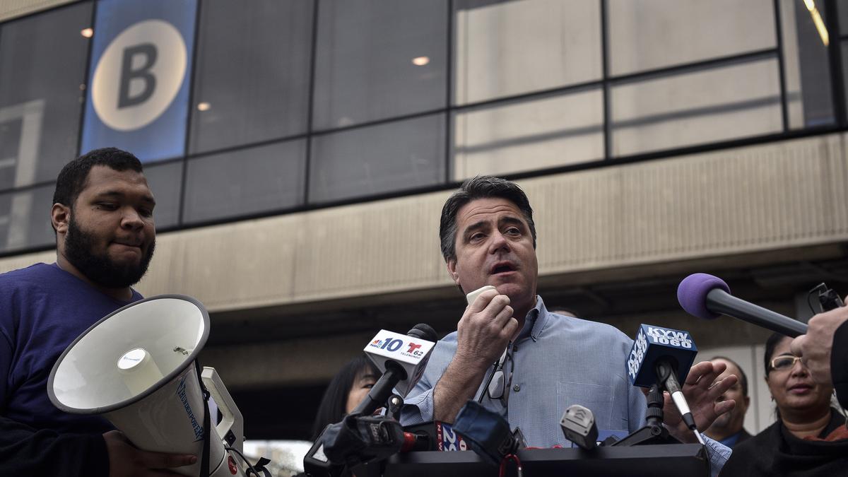 Councilman indicted on union corruption charges introduces contractor ...