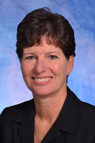 Longtime St. Providence St. Vincent hospital chief to retire - Portland ...