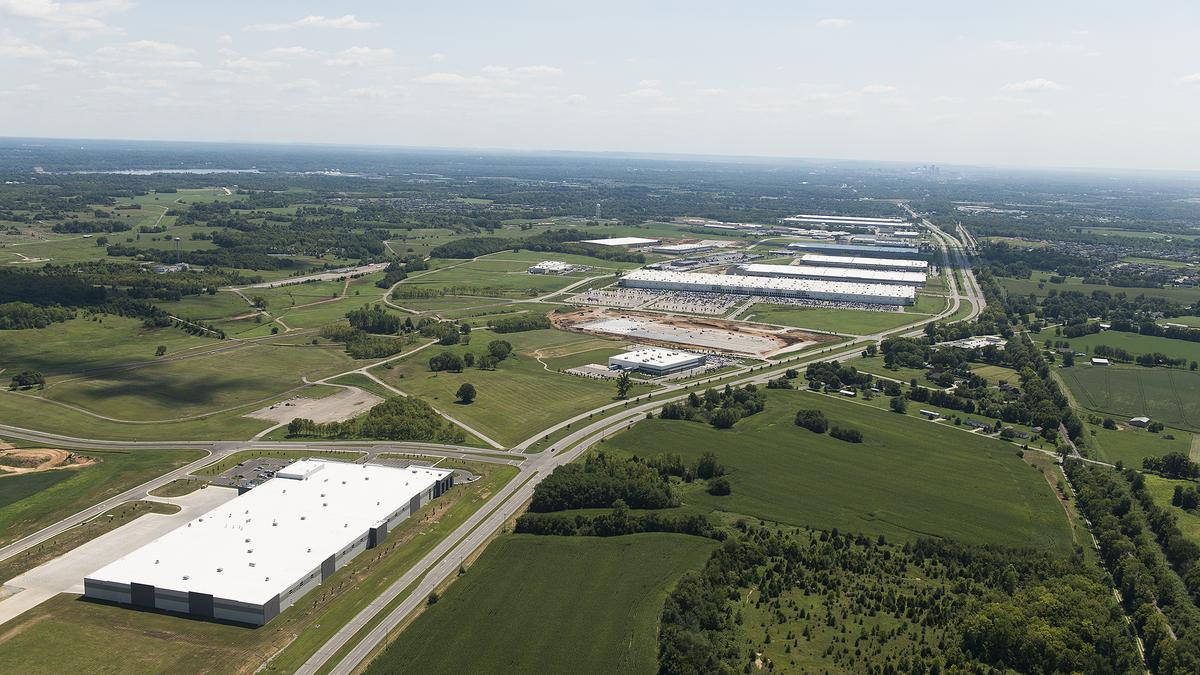 Deal to move Canadian Solar into River Ridge closes - Louisville ...