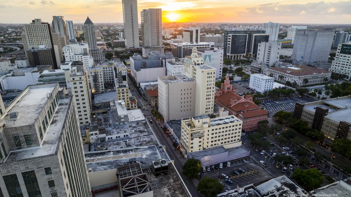 90-year-old Dade-Commonwealth Building in downtown Miami sold - South ...