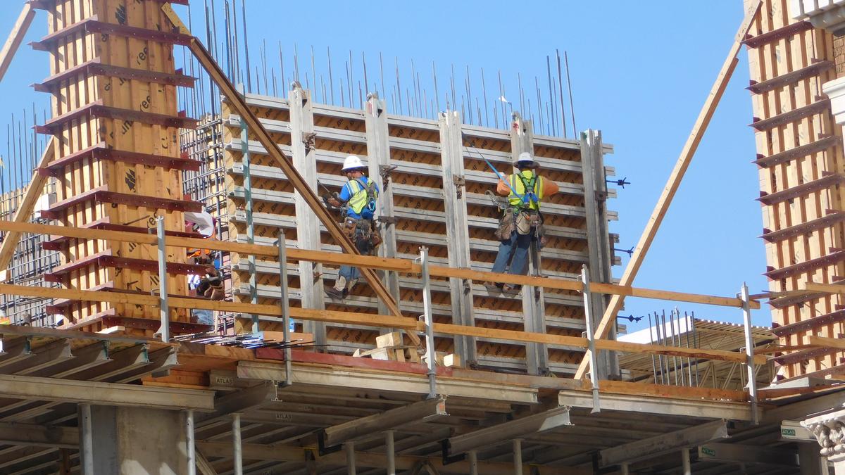 Arizona tops construction trade group's friendliest states list ...