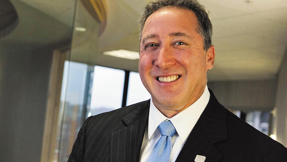 Fifth Third CEO Greg Carmichael answers analysts by justifying higher ...