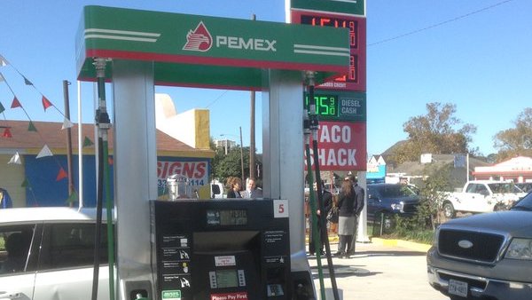 Mexico's PEMEX opening five gas station in Texas - San Antonio Business ...