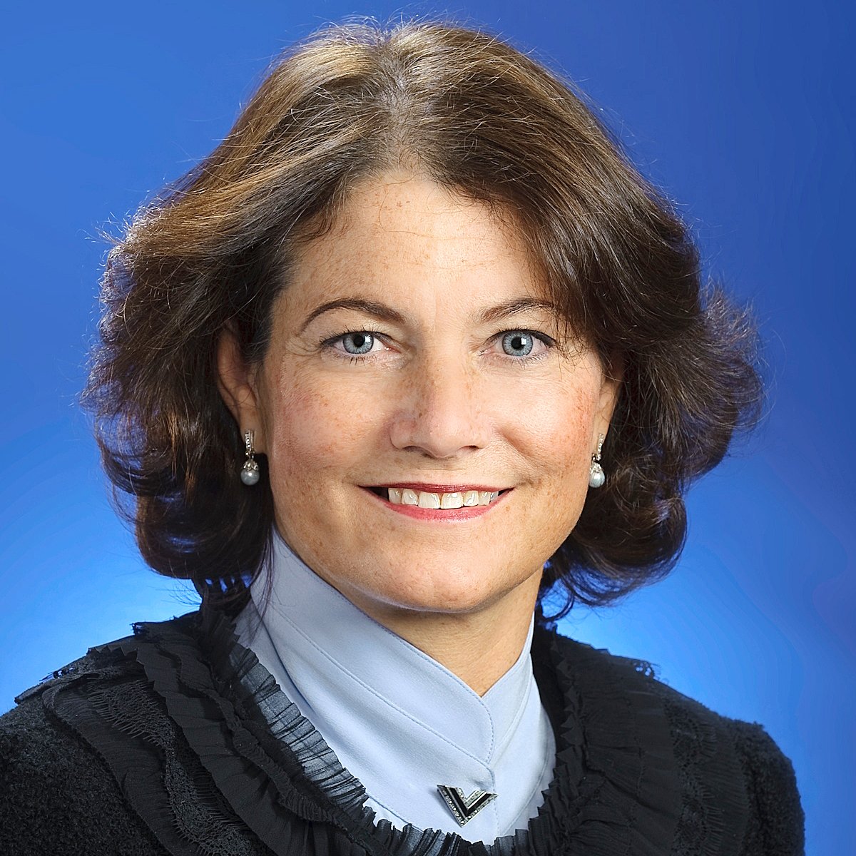 Julie Fallon's Instagram, Twitter & Facebook on IDCrawl