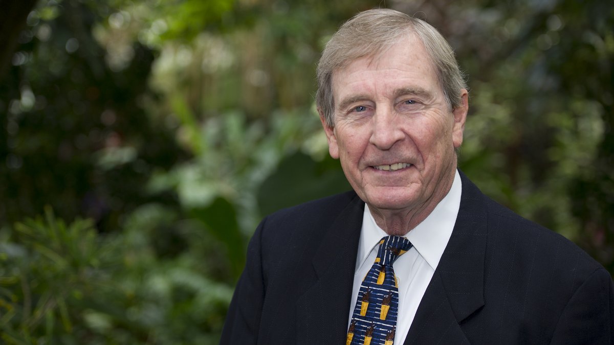 Cincinnati arts supporter, former Kroger exec Lorrence Kellar dies ...