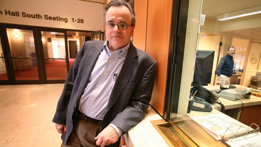 Florentine Opera Company extends general director Florescu's contract ...