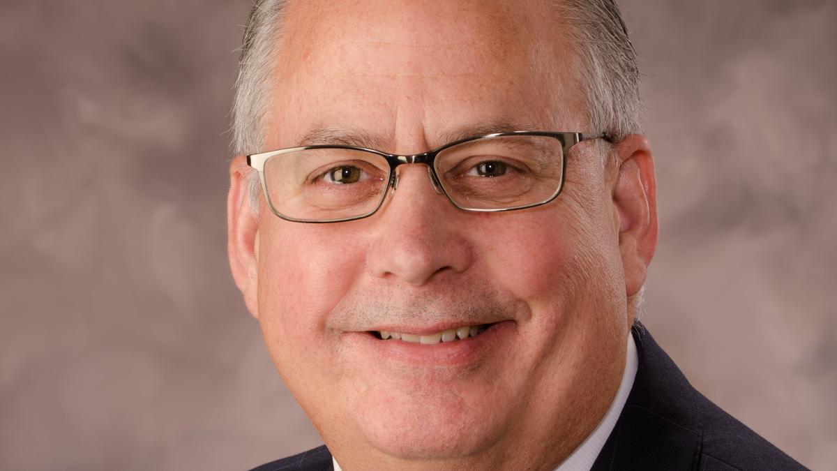 BOK Financial looks to beef up KC commercial banking team - Kansas City ...