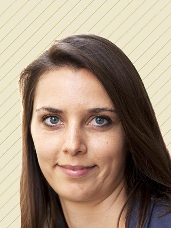 Mercedes' futuristic F 015 self-driving car spotted on the streets of ...