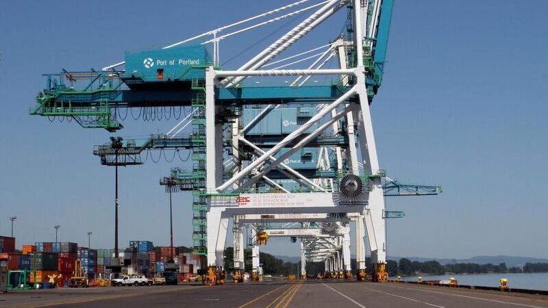 Logistics Logjam: Port of Portland container traffic grows amid West ...