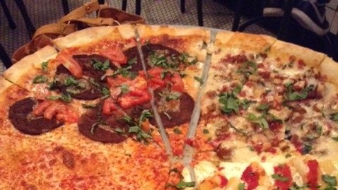 Mulberry Street Pizzeria offers New York style pizza in the heart of ...