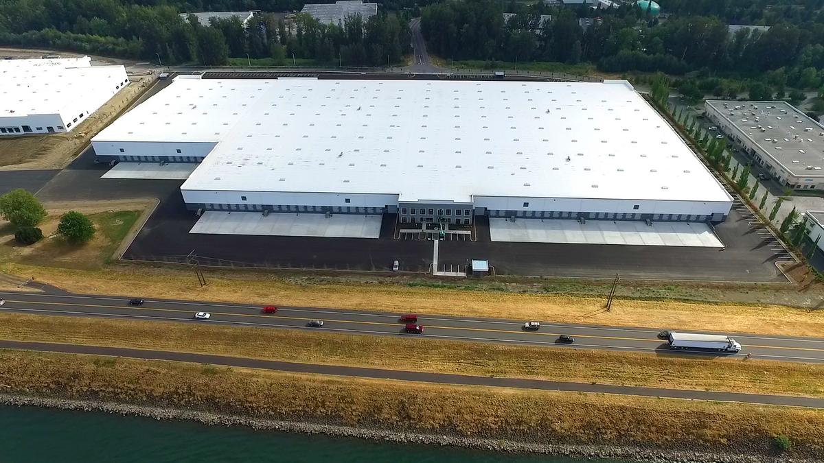 Huge auto parts dealer snaps up nearly a quarter-million square feet of ...