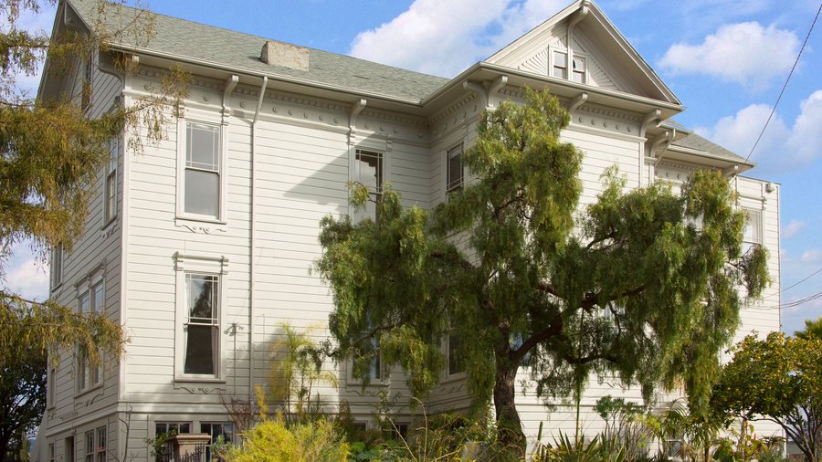 Historic 8,000-square-foot Oakland mansion for sale - San Francisco ...
