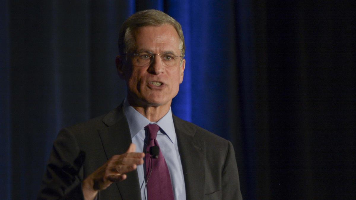 Dallas Fed chief sees more energy mergers, bankruptcies this year ...