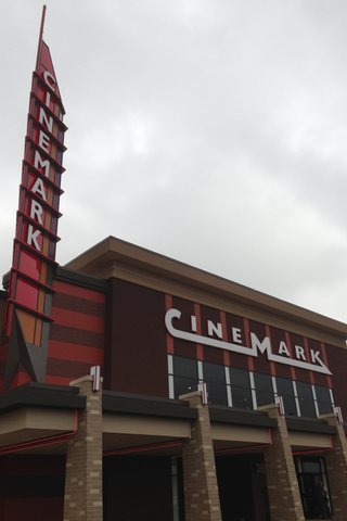 Cinemark Oakley Station10