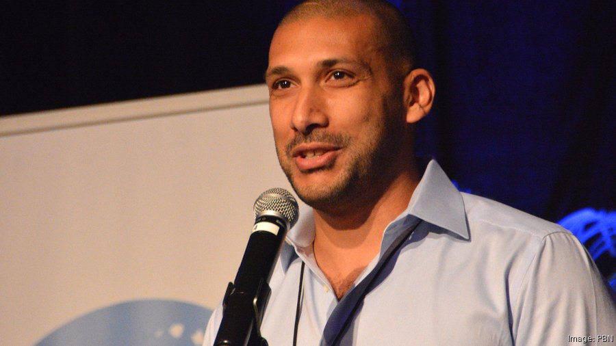 Tarik Sultan_East Meets West_012216