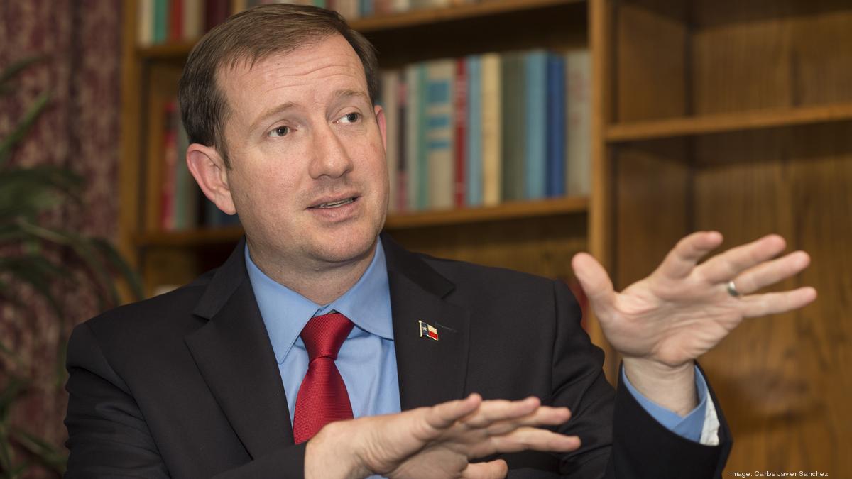 San Antonio at the crossroads of a crowded Railroad Commission race ...