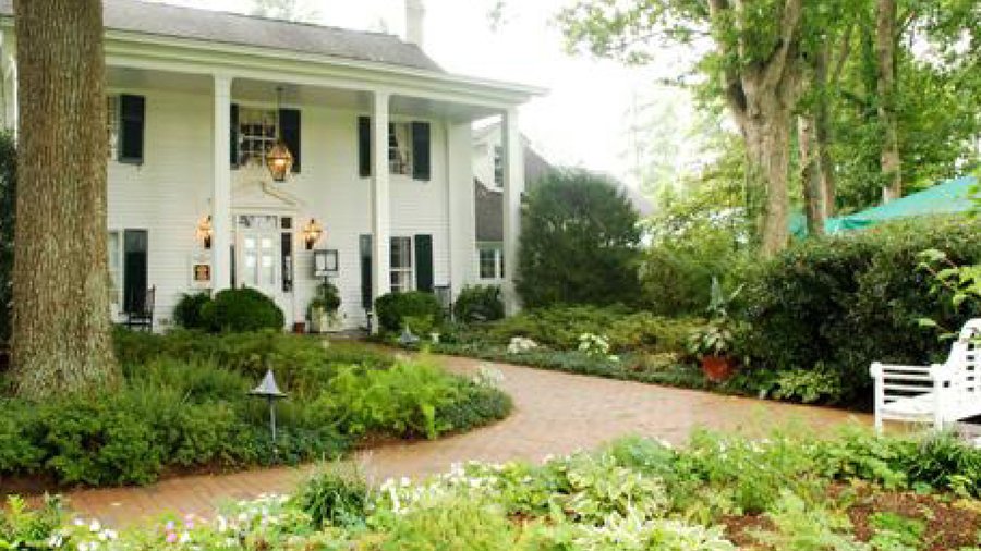 Forbes Travel Guide ranks the best restaurants, hotels in North ...