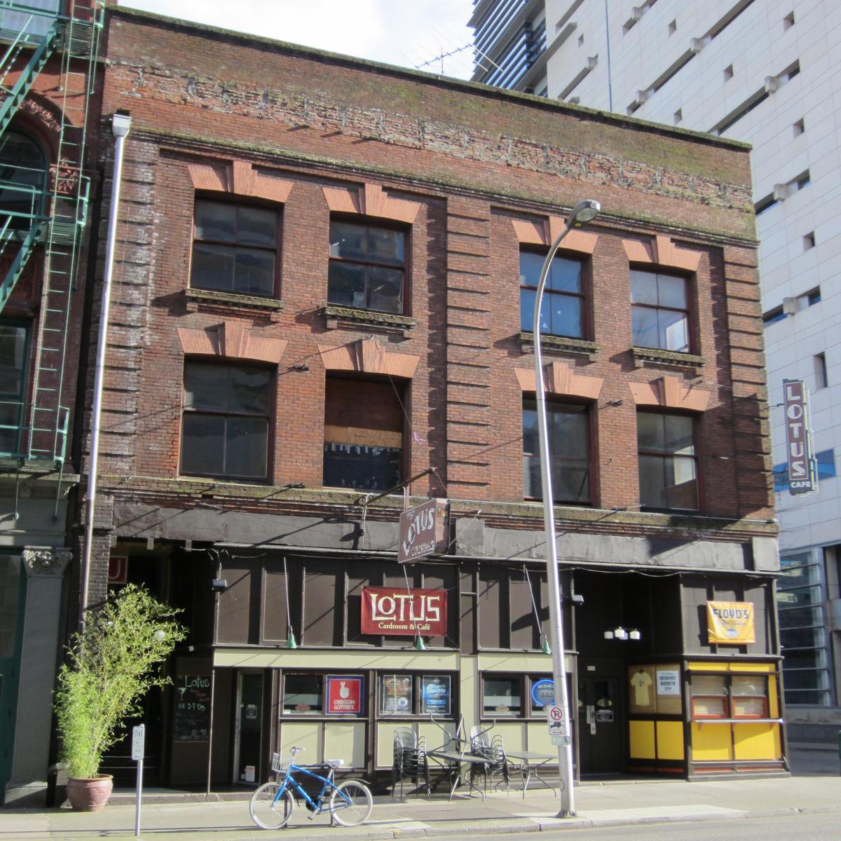 McMenamins moves the Lotus bar to its own Back Stage in Southeast ...