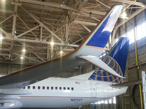 Latest in fuel efficiency: Split Scimitar winglet for 737s now in ...