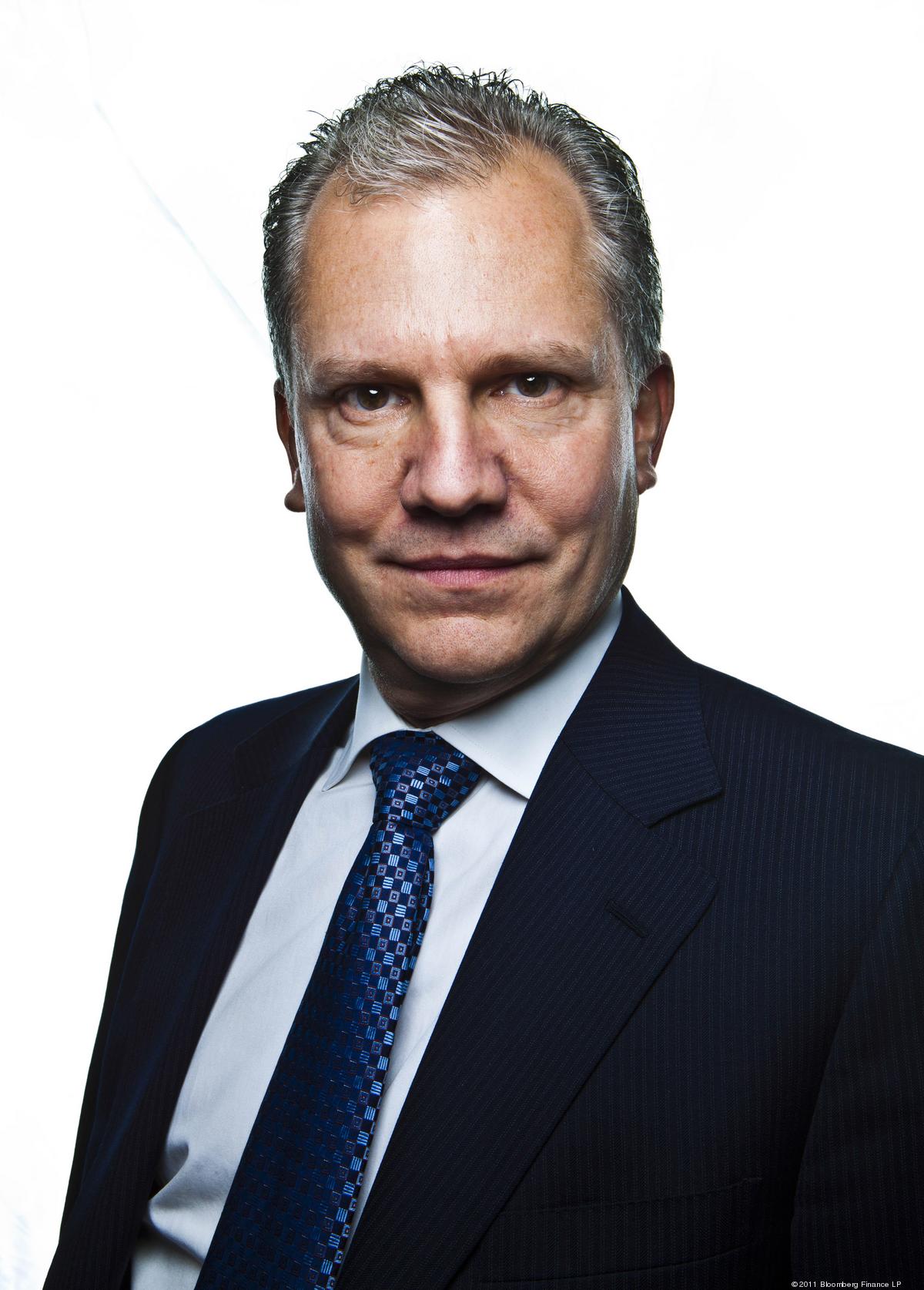 Sulzberger sells NYT stock day after announcing paper is not for sale ...