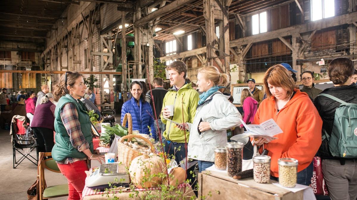 Community-supported agriculture fair helps households find their farmer ...