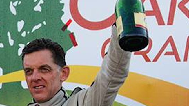 Hits keep coming for payday lending king: Feds now want his jet ...