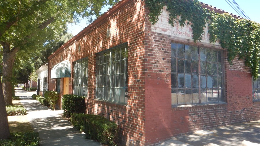 1720 8th St. near R Street Corridor