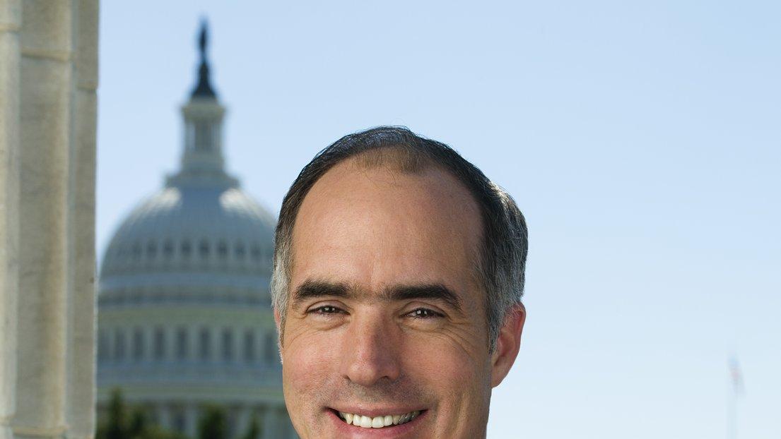 Sen. Bob Casey asks President Trump for more support at Pittsburgh ...