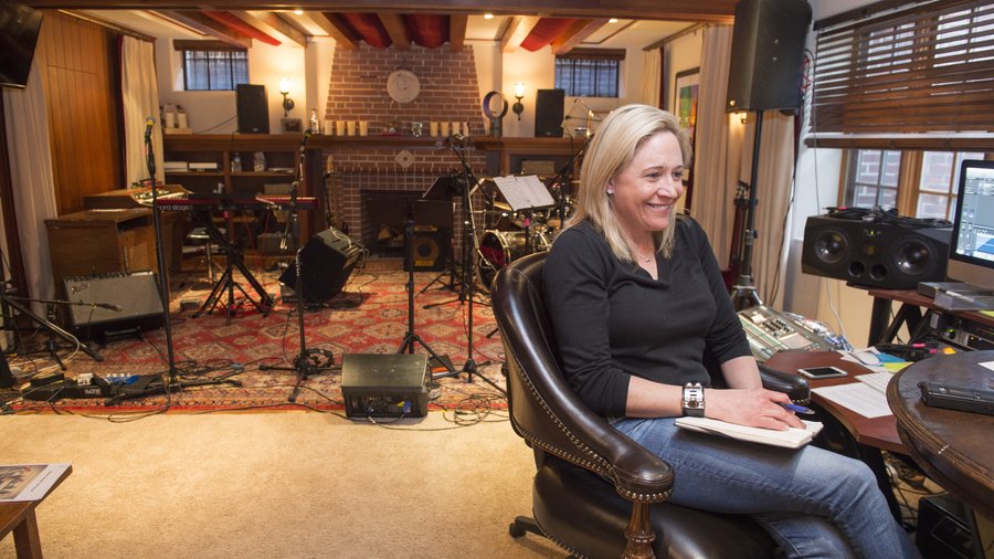 Bill Husted talks with Libby Anschutz
