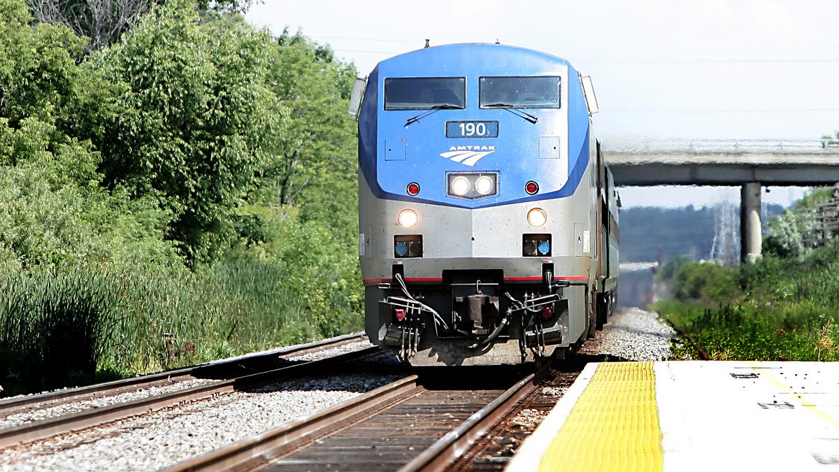 Feds should approve Amtrak expansion - Milwaukee Business Journal