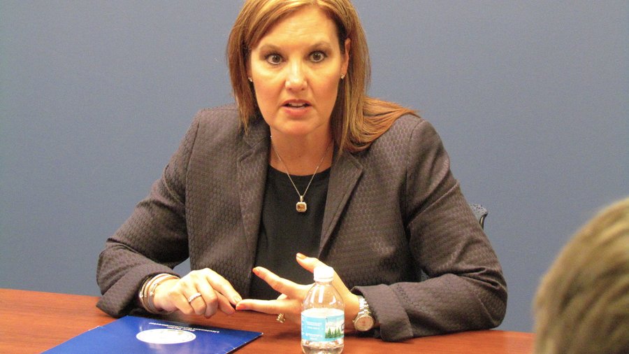 Lt. Gov. Mary Taylor says Ohio pushing to cut red tape in meeting with ...