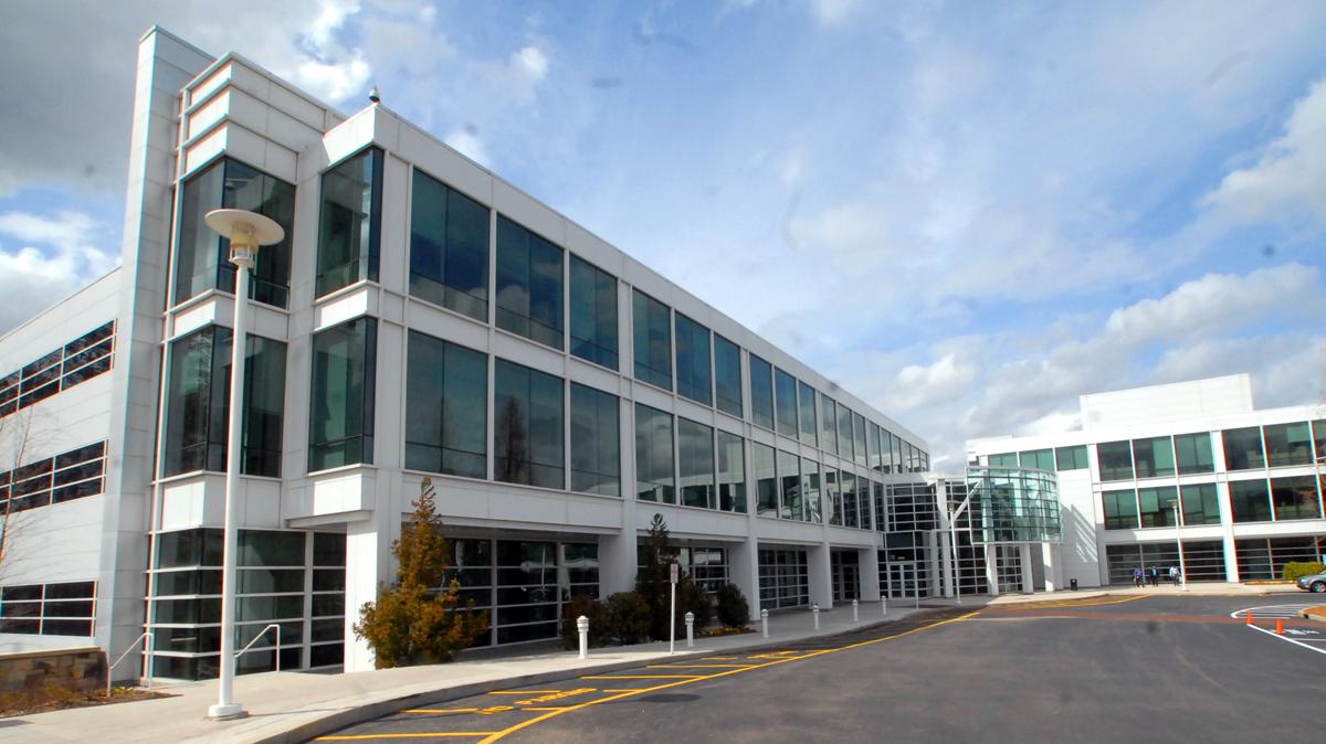 Fidelity to hire 1,700 workers at Research Triangle Park campus ...