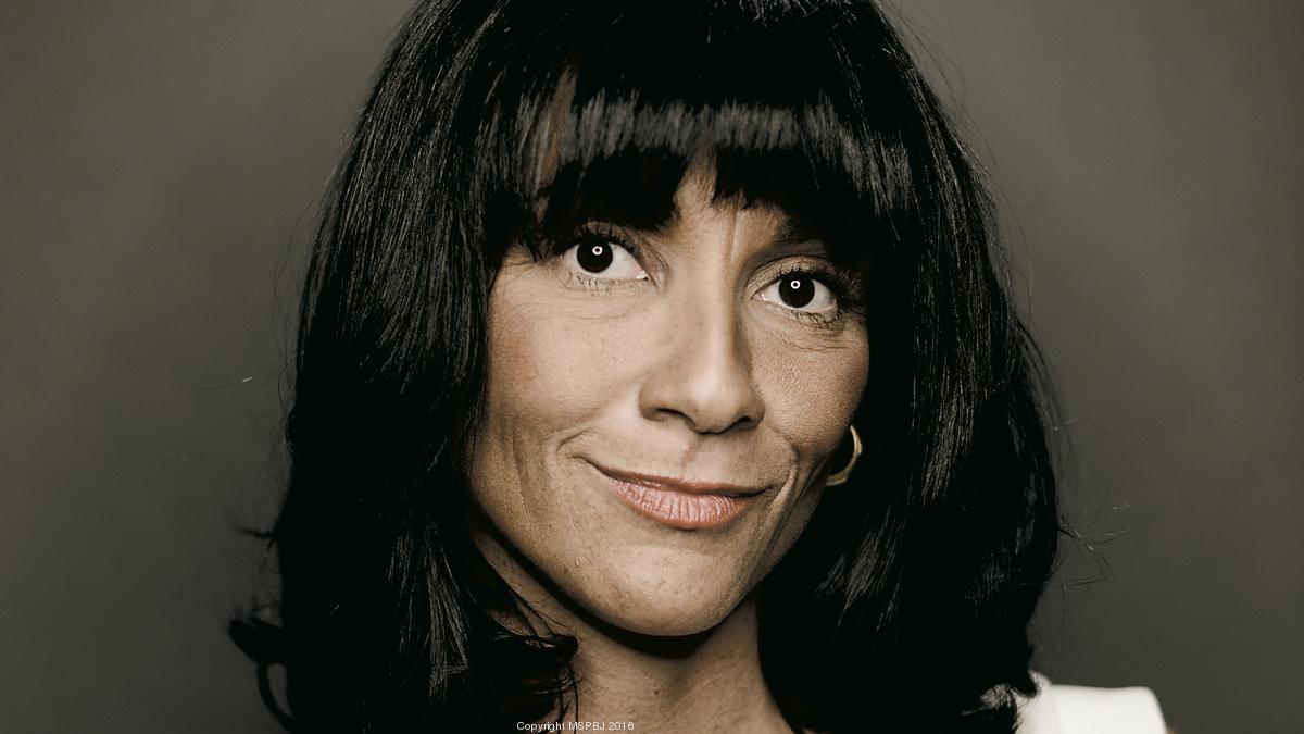 40 Under 40: Sarah Walker - Minneapolis / St. Paul Business Journal