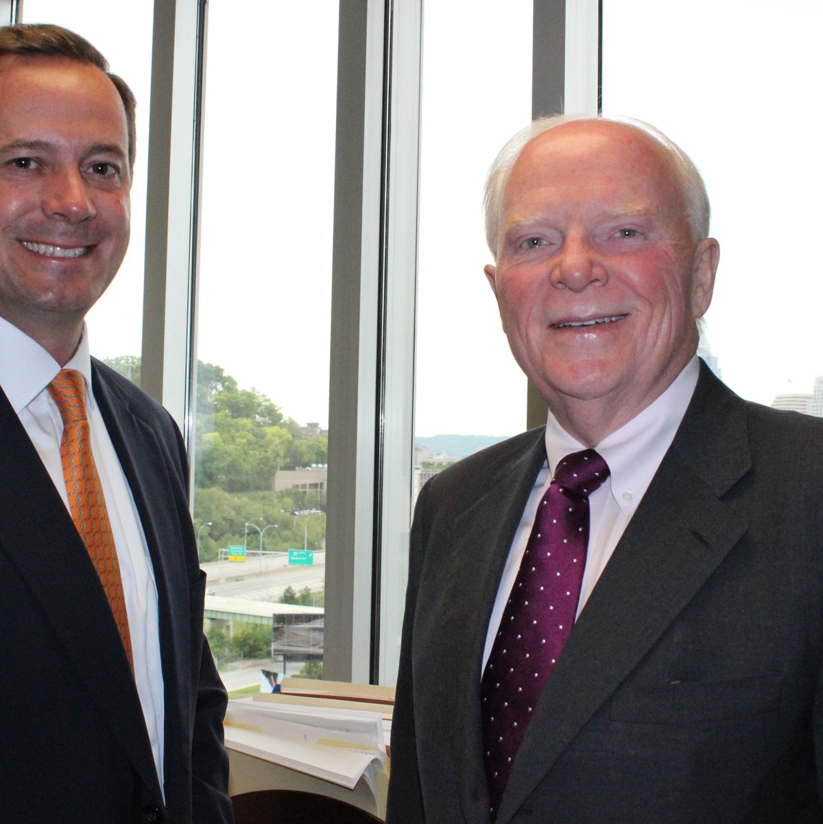 Michael Connelly Wife