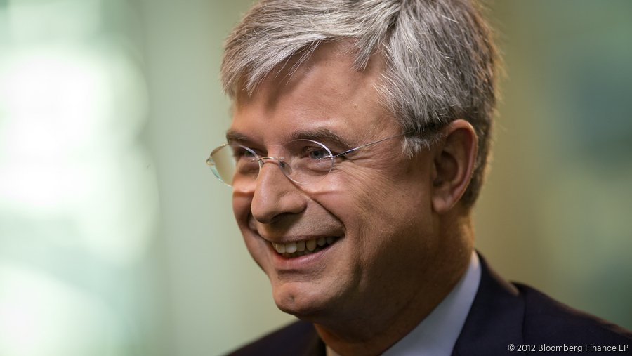 Best Buy's biggest problem right now isn't Amazon, but Apple ...