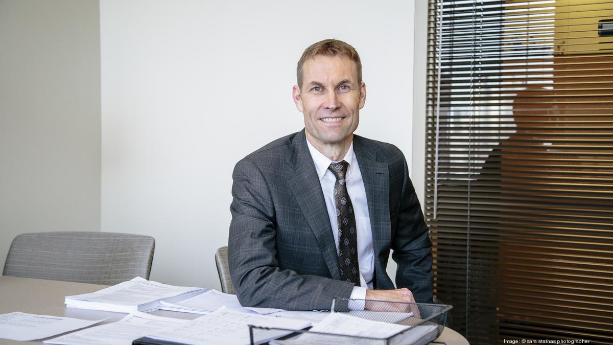 Steep slope energizes executive at Aurora: Gary Hovila - Milwaukee ...