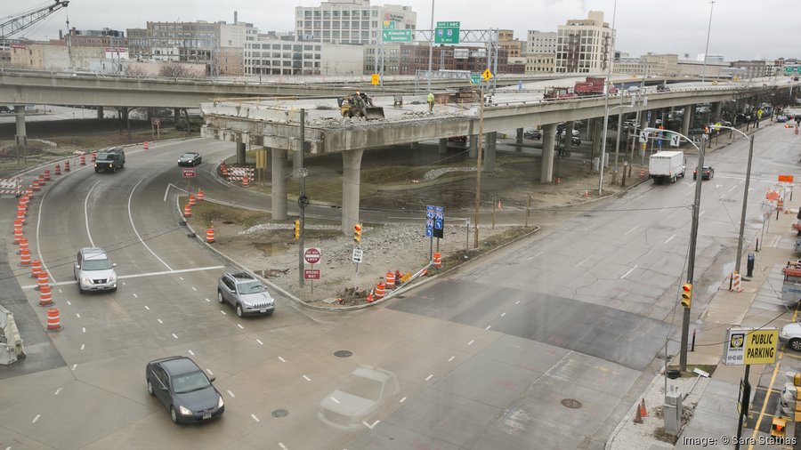 031816 LakefrontFreeway Stathas 04