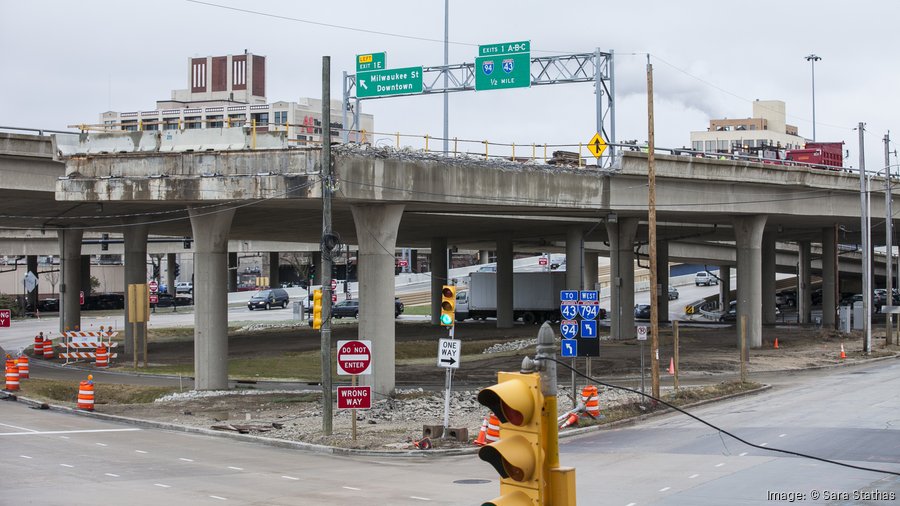 031816 LakefrontFreeway Stathas 09