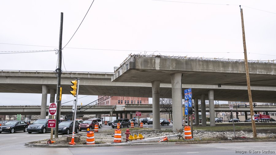 031816 LakefrontFreeway Stathas 10
