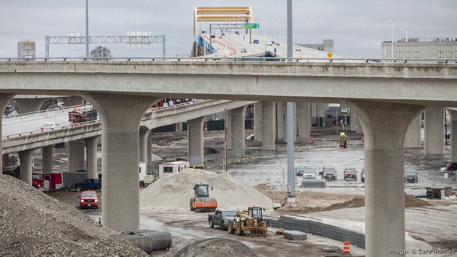 031816 LakefrontFreeway Stathas 19