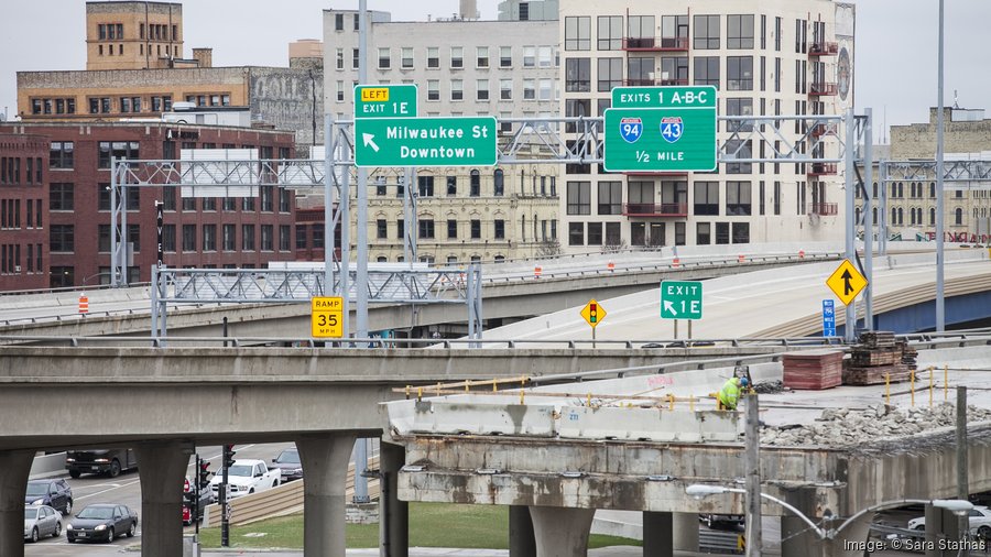 031816 LakefrontFreeway Stathas 24