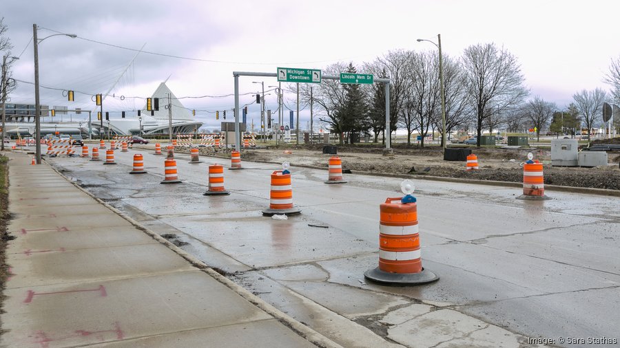 031816 LakefrontFreeway Stathas 34