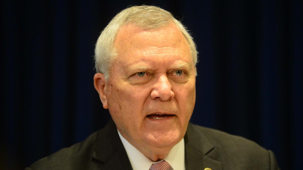 Gov. Nathan Deal calls rare General Assembly special session - Atlanta ...