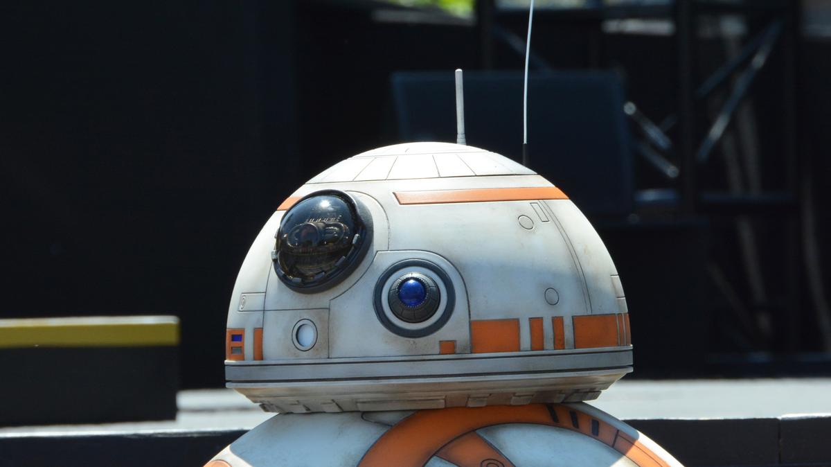 BB-8 takes center stage at Disney's new Star Wars spectacle - Orlando ...