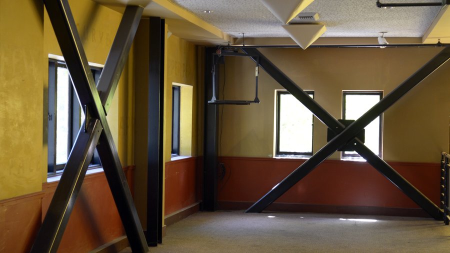 PYRAMID ALEHOUSE REVAMP 0321A